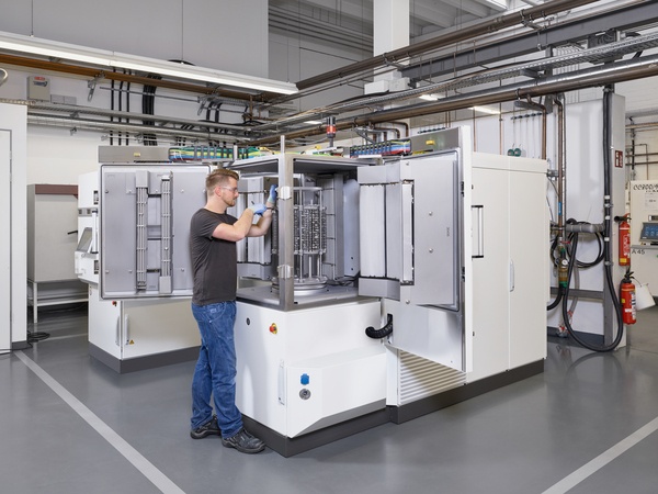 Coating unit CC800® HiPIMS | CemeCon